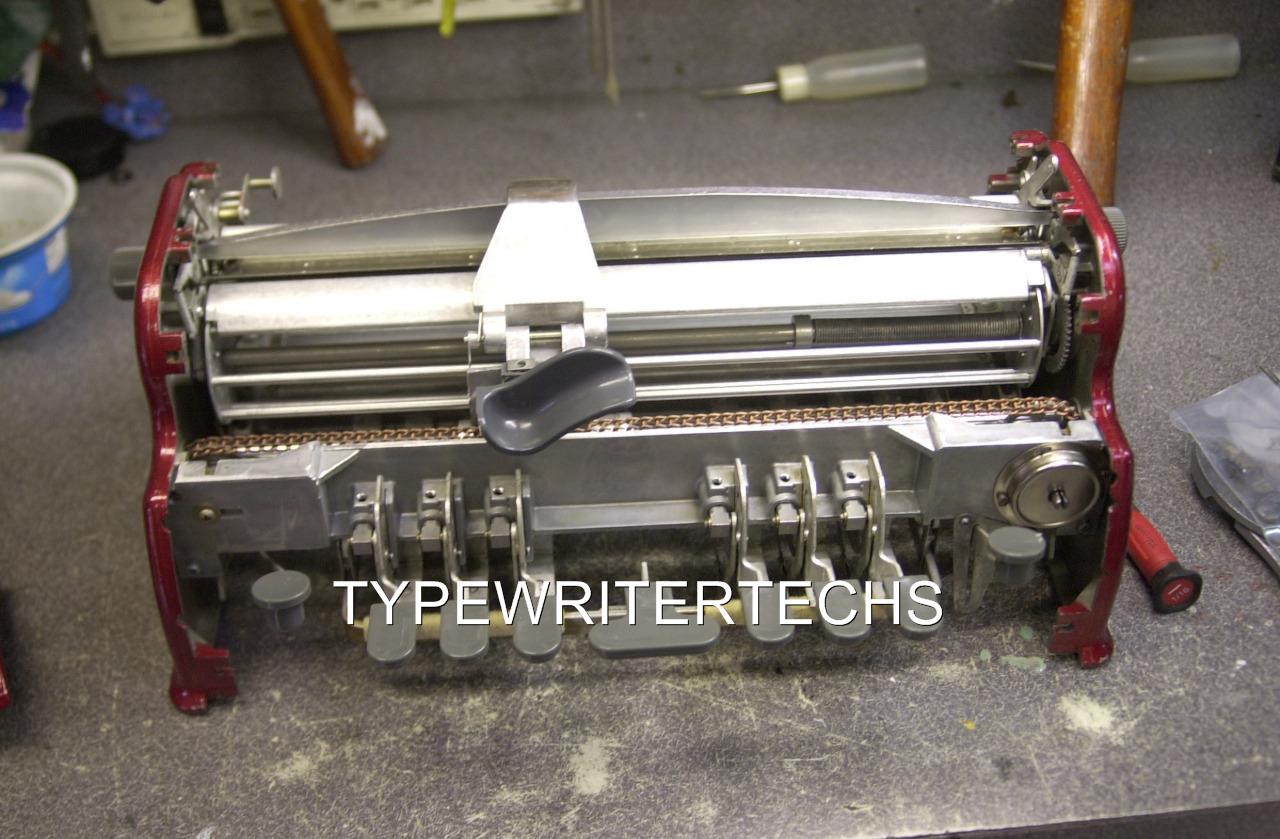 Index of /typewriters_for_sale/full_size_typewriters_files