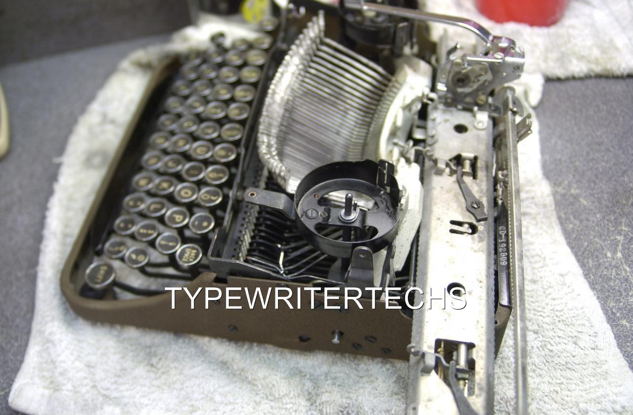 Index of /typewriters_for_sale/royal_typewriters_files